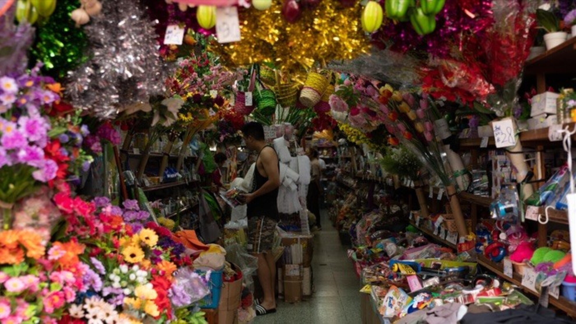Toy Street (Fuk Wing Street) - Hong Kong's Paradise for Toy Lovers