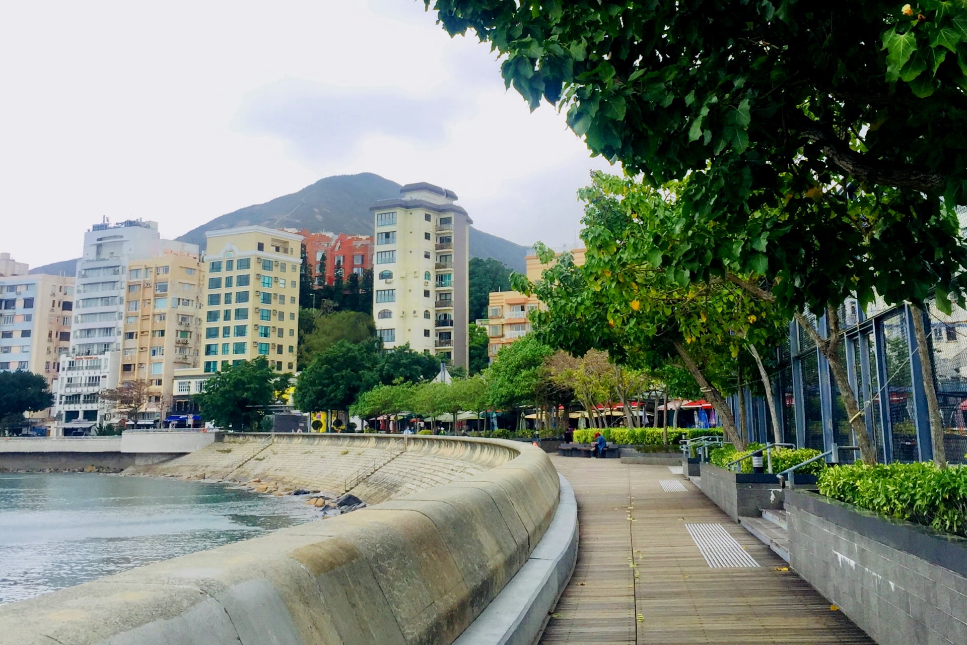 Stanley Promenade - Strolling Along the Stanley Bay