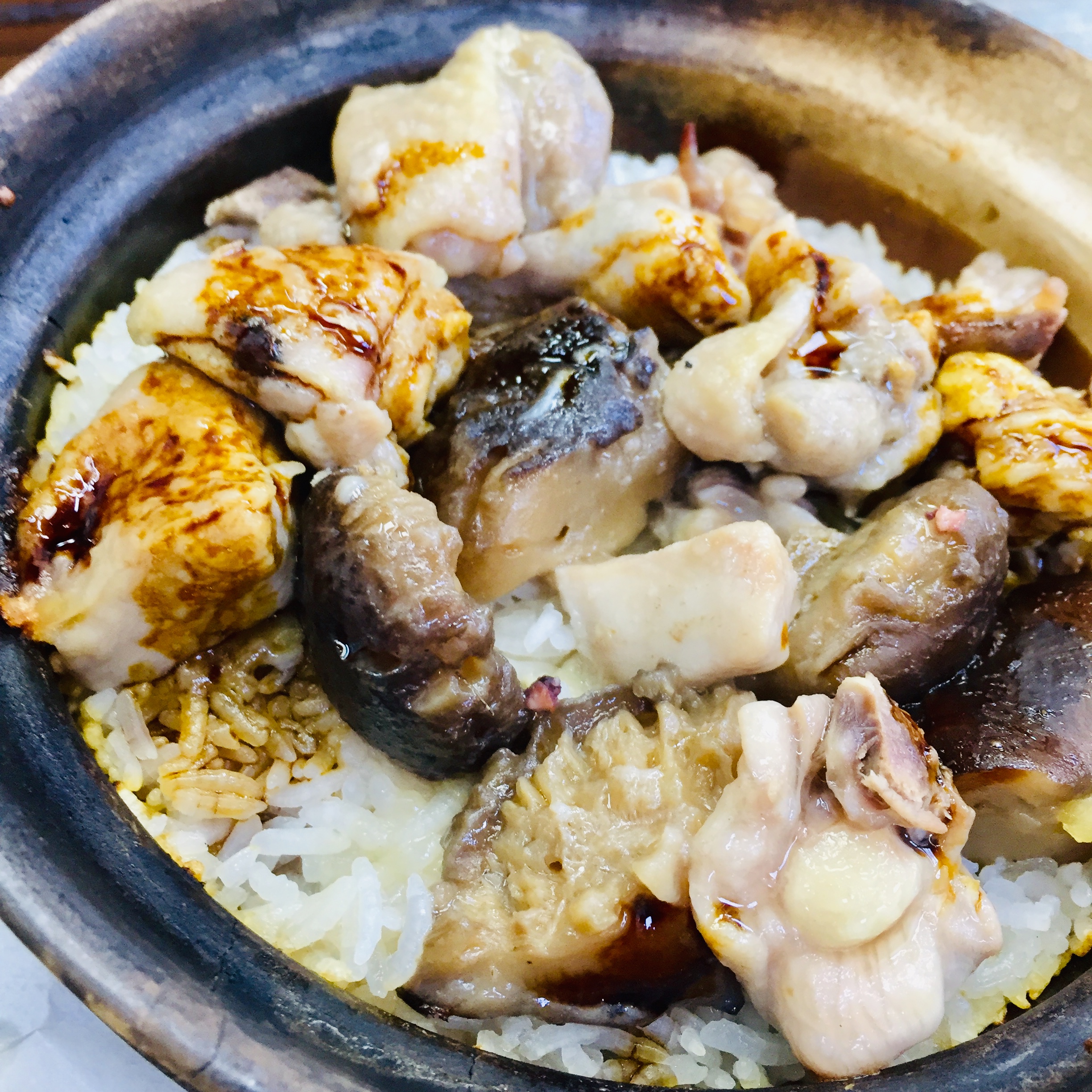 Introducing Claypot Rice - Uncover the One-Pot Wonder of Hong Kong
