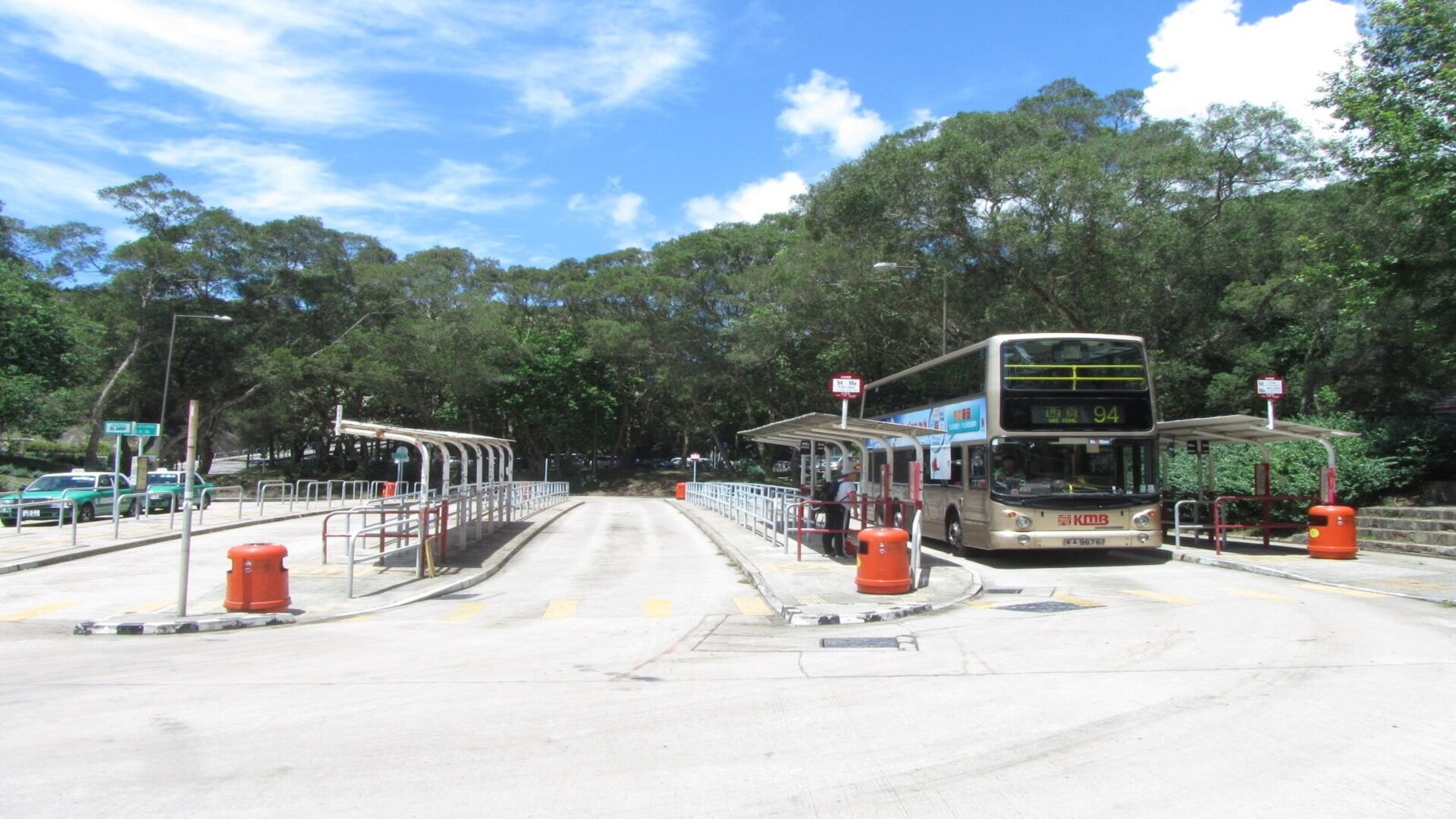Pak Tam Chung Bus Terminal - Your Gateway to Sai Kung's Natural Wonders