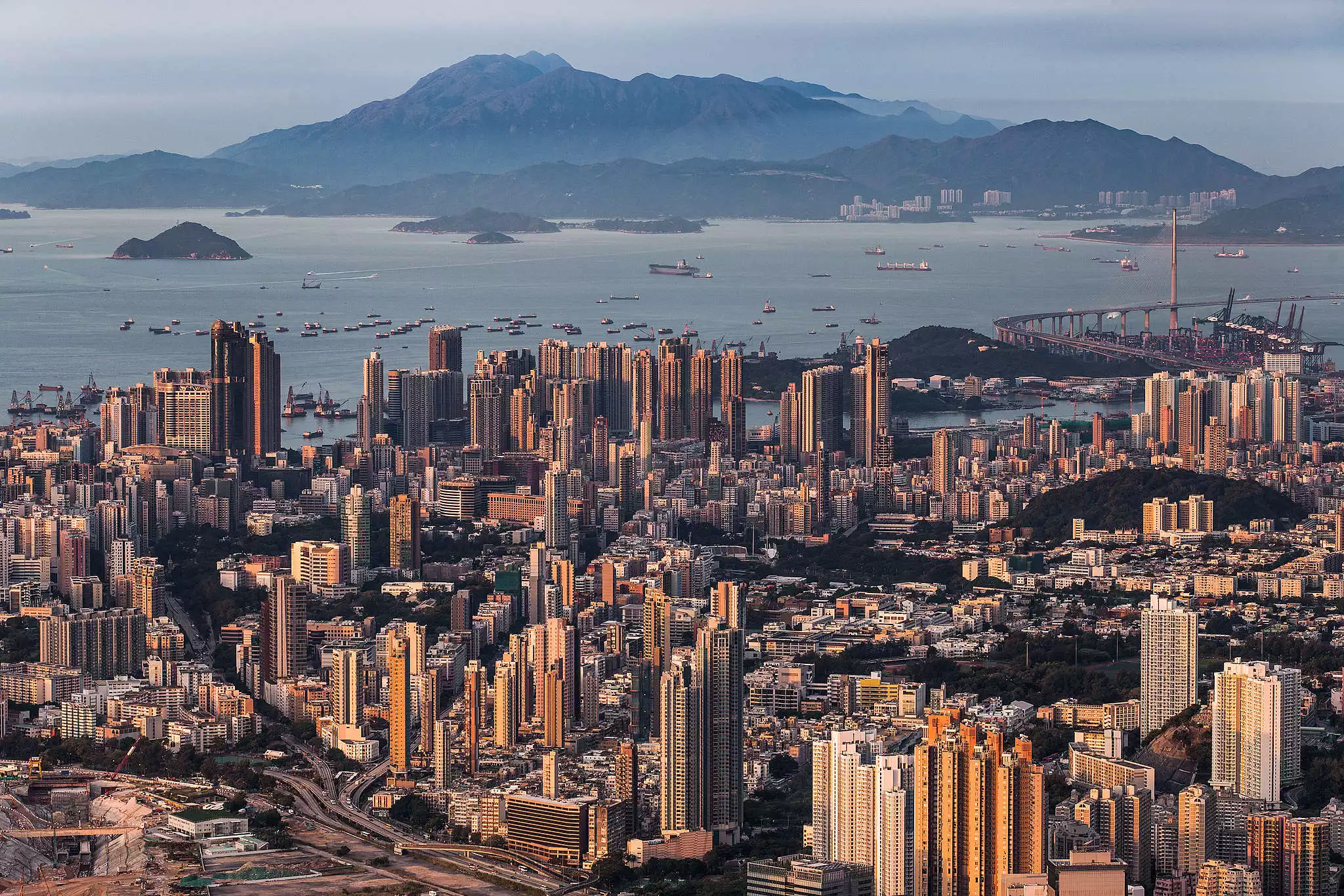 One Day in Kowloon - Culture, Cuisine, Markets, and Views