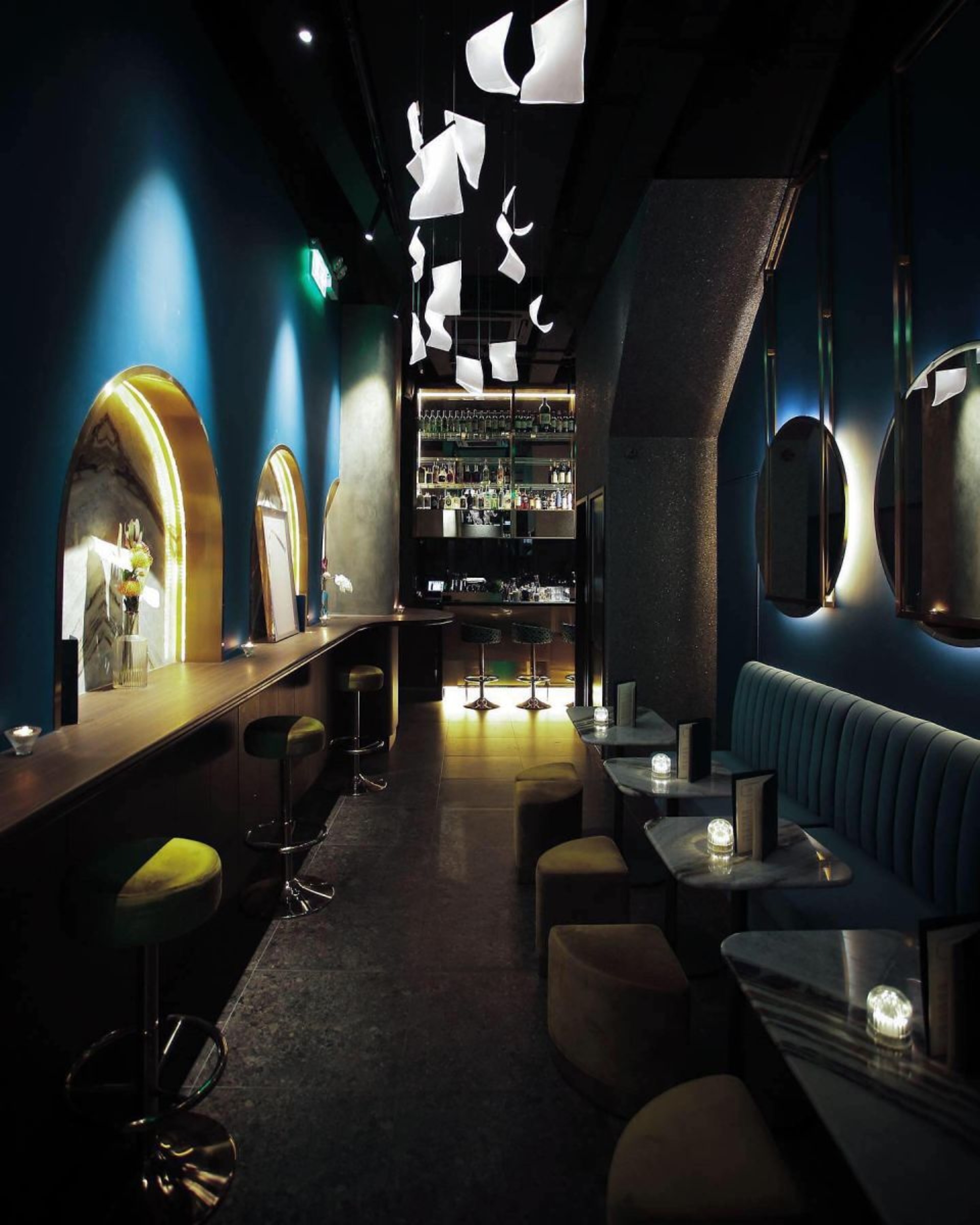 Speakeasy Bar Recommendation - Sips and Snapshots in Hong Kong's Hidden Gems